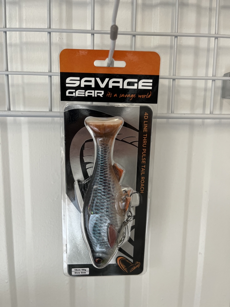 4d line thru pulse tail roach 18cm 90g savage gear