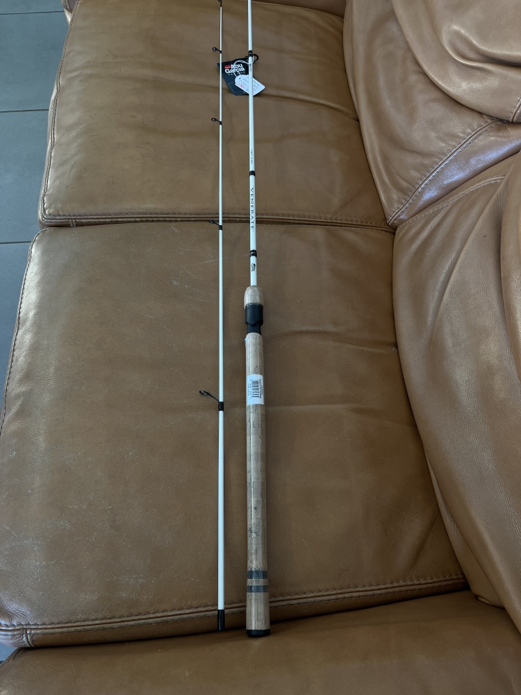 Abu Garcia Venerate V2-C 702L 3-15g Spinning