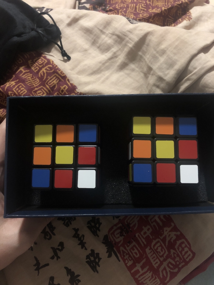 VENOM CUBE ( Henry Harrius )