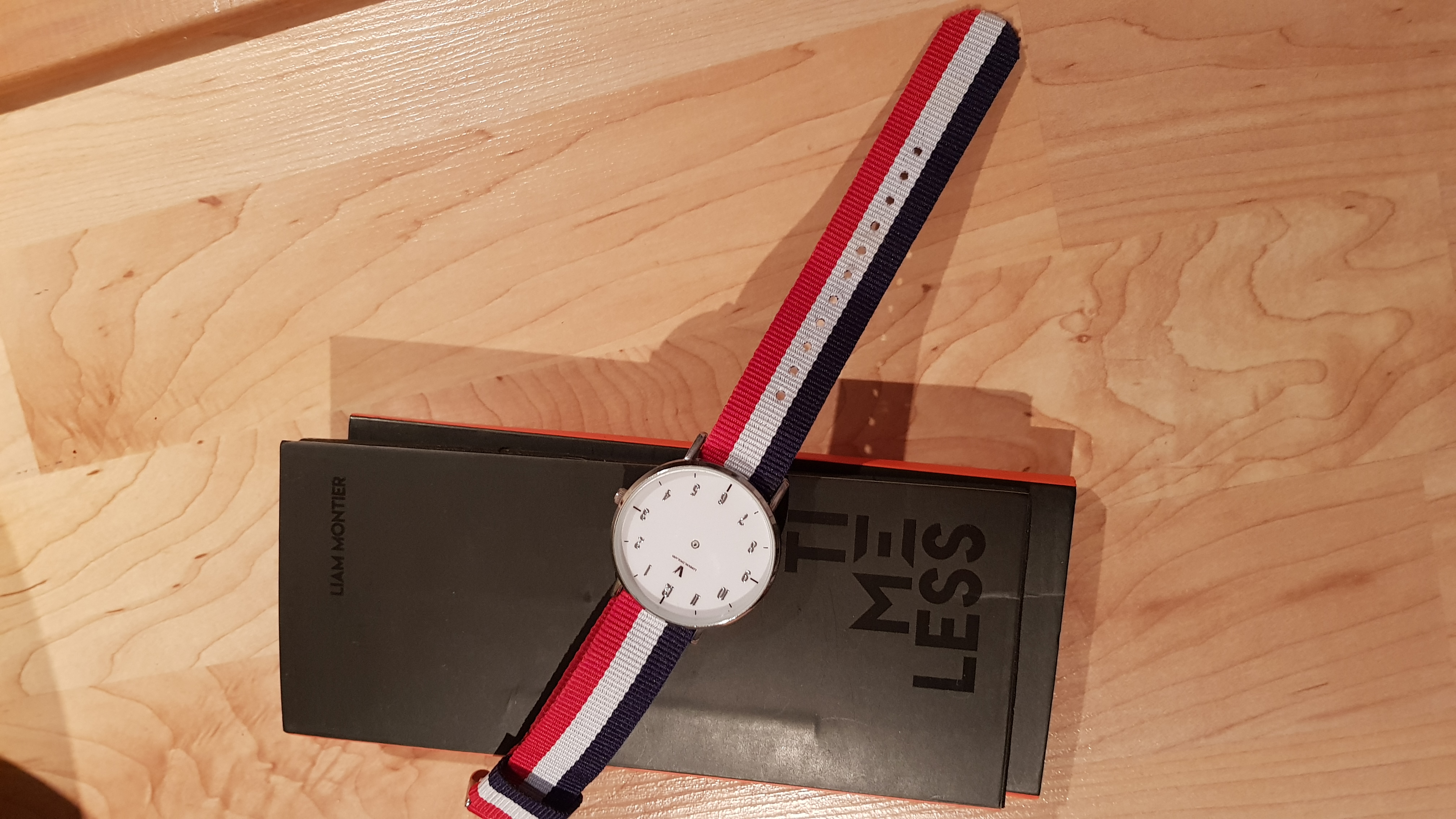Timeless Deluxe - Retro