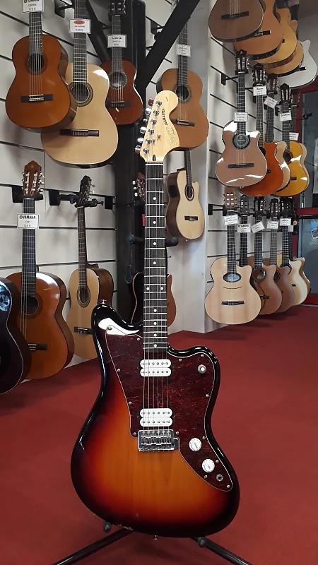 Fender Squier JagMaster - 3 Tone Sunburst occasion