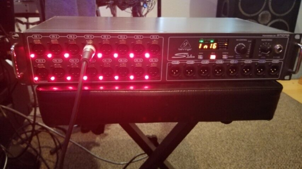 Table de mixage Behringer X32 occasion