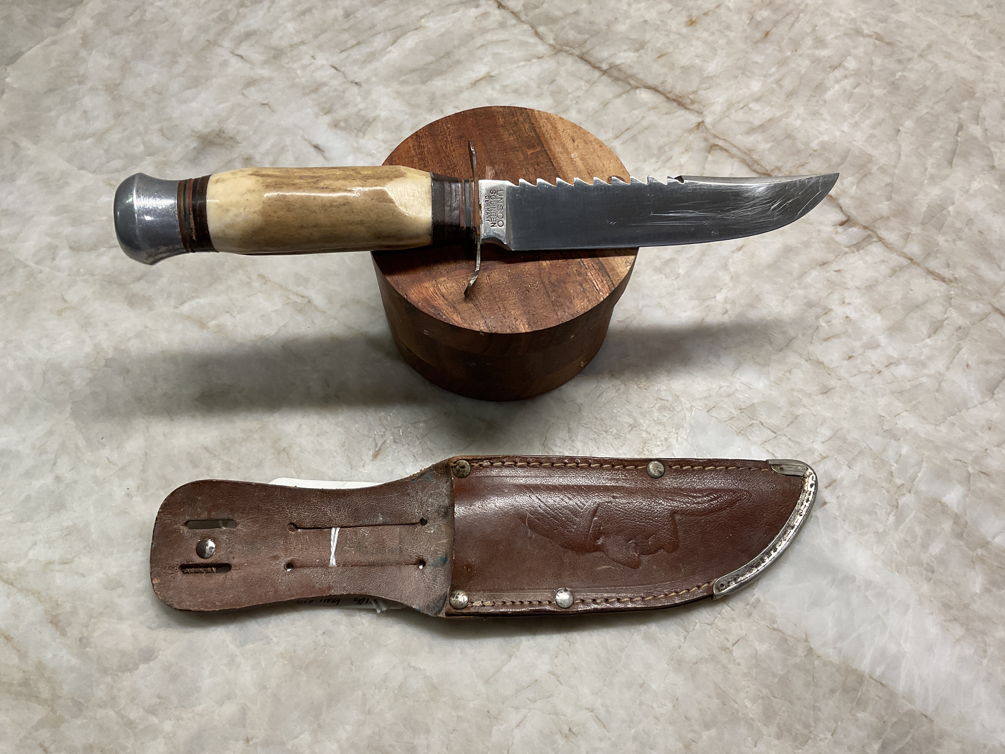 Vintage UNSCO fixed blade w Saw back