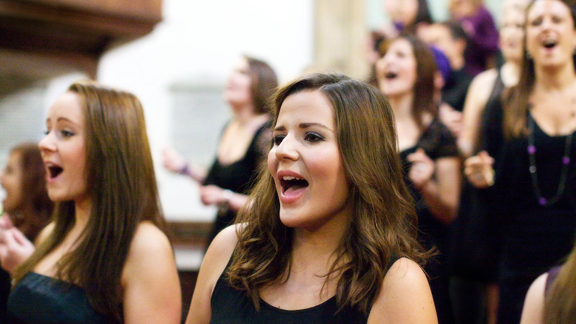 Choir singing for emotional aggression and evoking emotional release