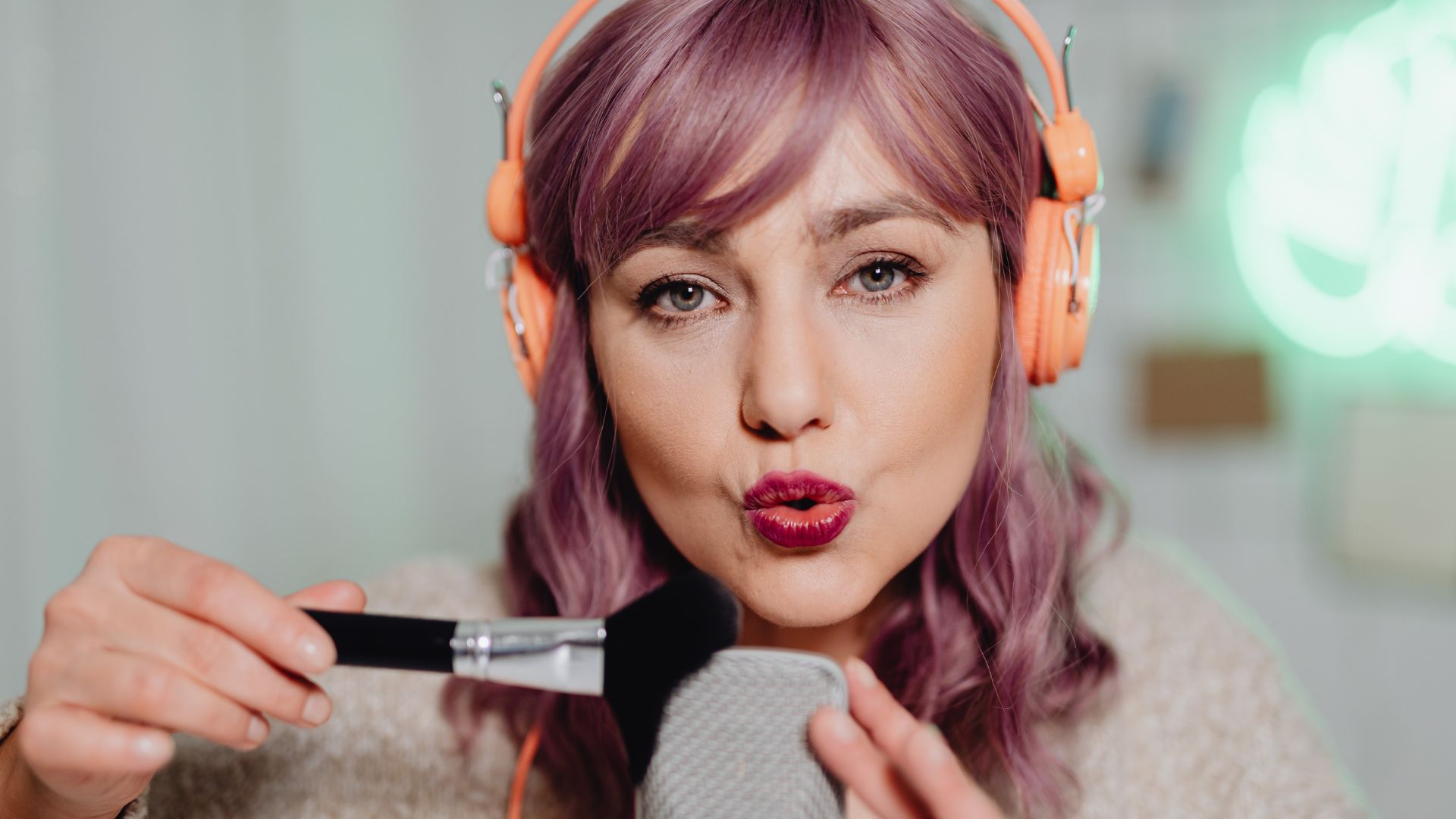 asmr-sounds-how-does-it-work